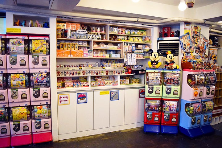 Japanese Gashapon Figurines Make a Comeback in Korea | HuffPost Contributor