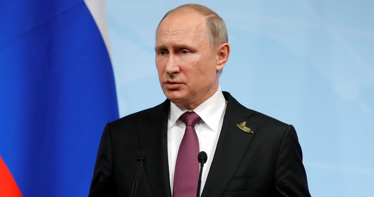 Putin Orders Massive Cuts To U S Diplomatic Staff In Russia Huffpost