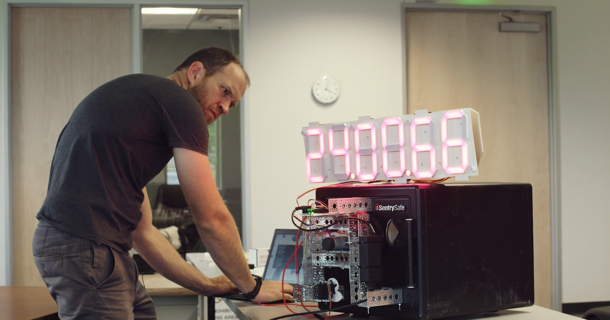 Safe-Cracking Robot Unveiled As Criminal's Best Friend | HuffPost UK Tech