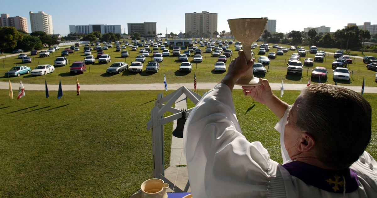 At This Florida Church, Congregants Worship From The Comfort Of Their ...