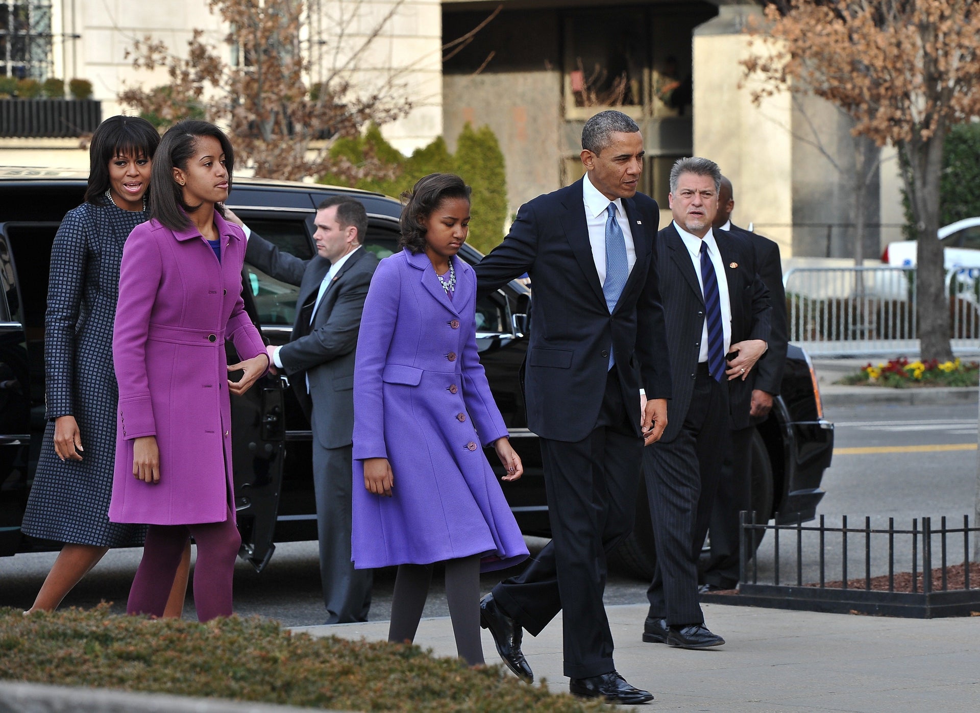 Barack Obama's Swaggiest Outfits, From Suits To Swimsuits | HuffPost Life