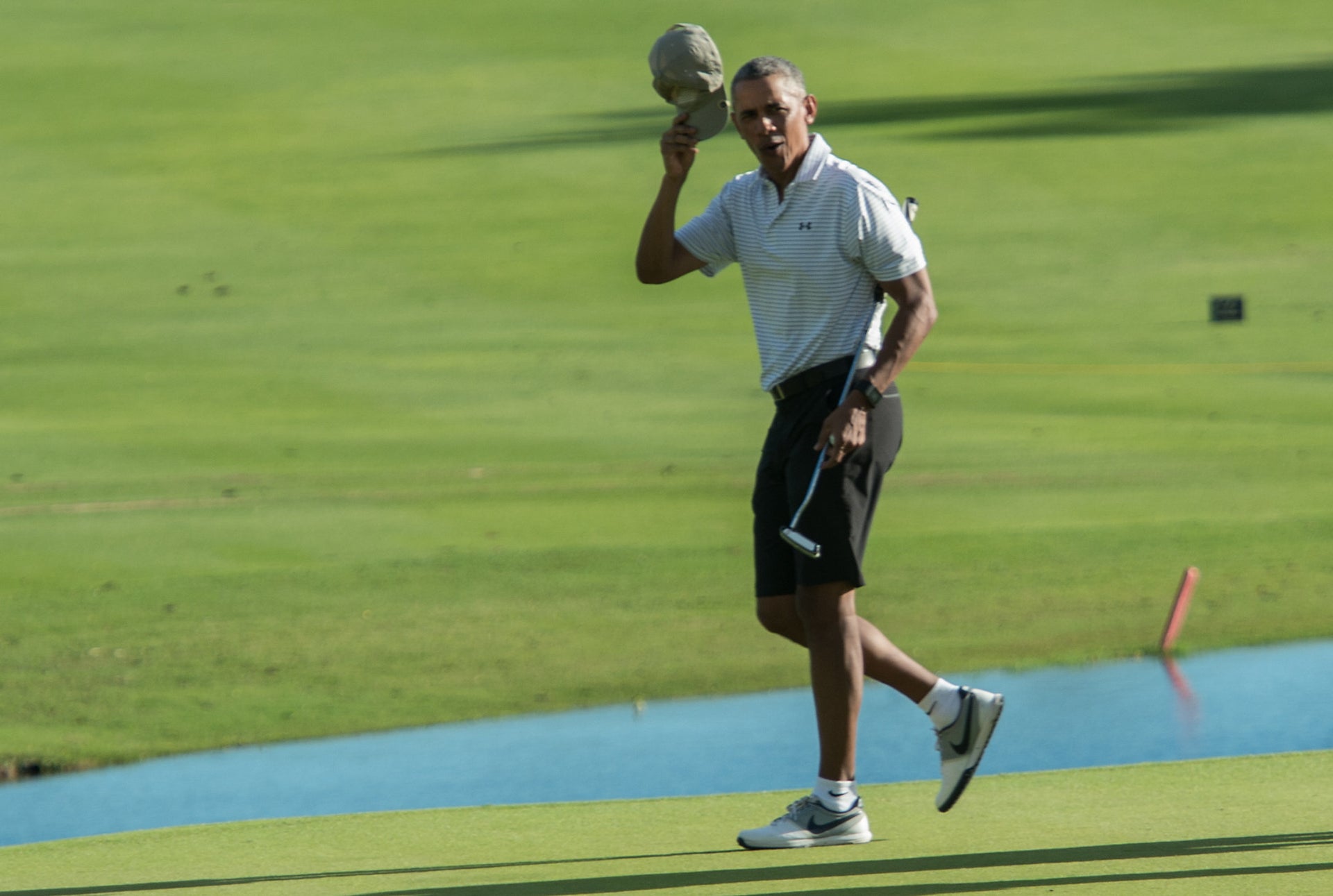 Barack Obama's Swaggiest Outfits, From Suits To Swimsuits | HuffPost Life