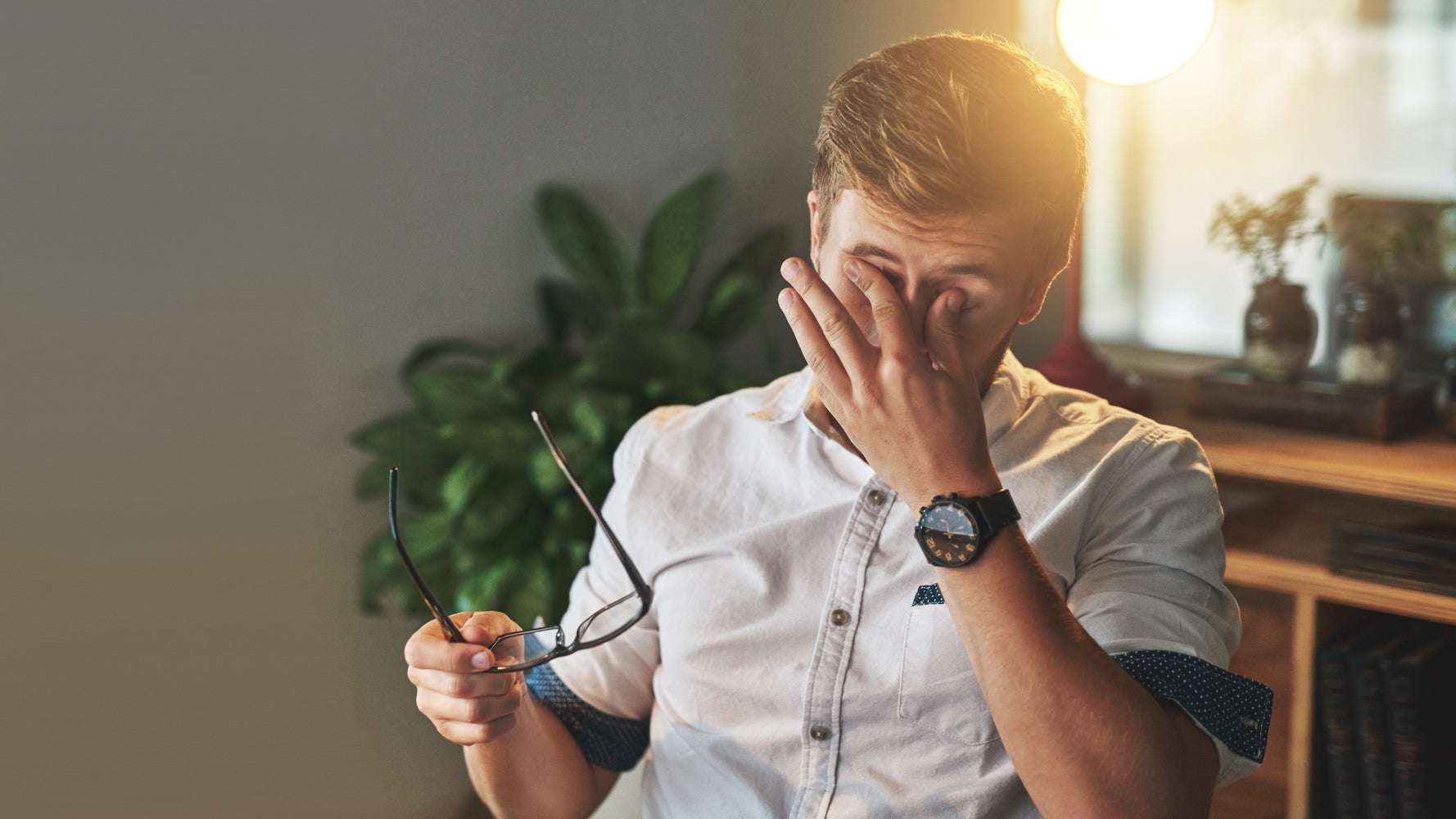 Why Eye Contact Is So Distressing For People With Autism | HuffPost Life