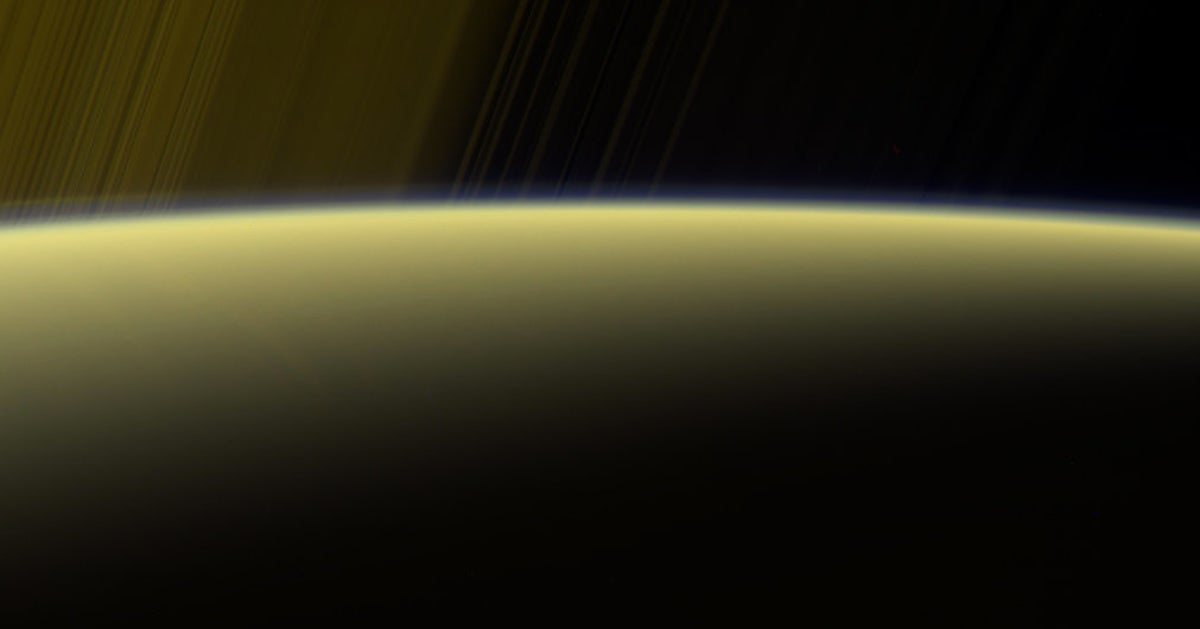 NASA's Cassini Makes Final Passes Before Fatal Plunge Into Saturn's ...