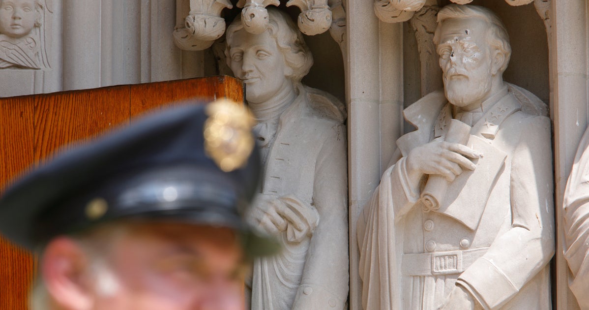 Duke University Is Removing The Robert E. Lee Statue From Its Chapel ...
