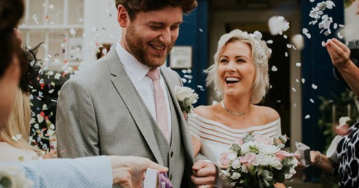 25 Real Wedding Photos That Are Filled To The Brim With Love | HuffPost ...