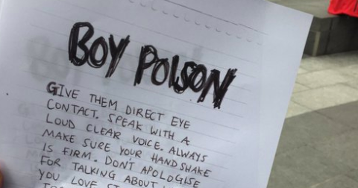 Londoner Reminds Young Women Never To Doubt Themselves By Handing Out ...