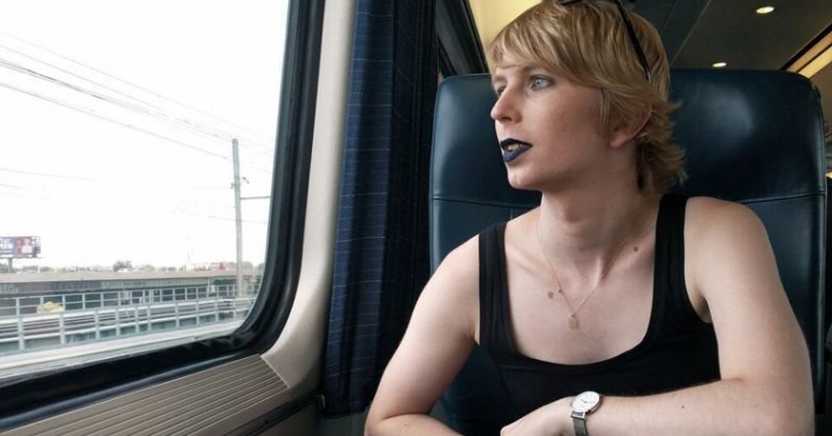 Chelsea Manning Beauty Exclusive: 'This Is An Expression Of My Humanity ...