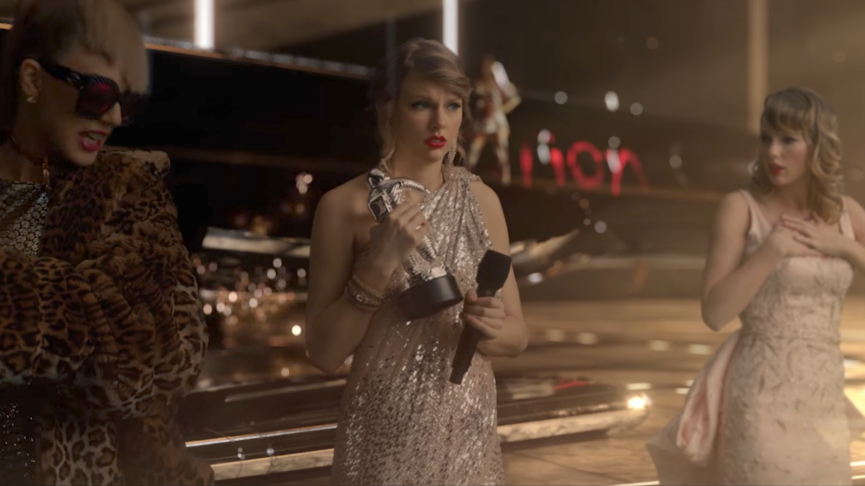 Taylor Swifts Of Past And Present Collide In 'Look What You Made Me Do ...