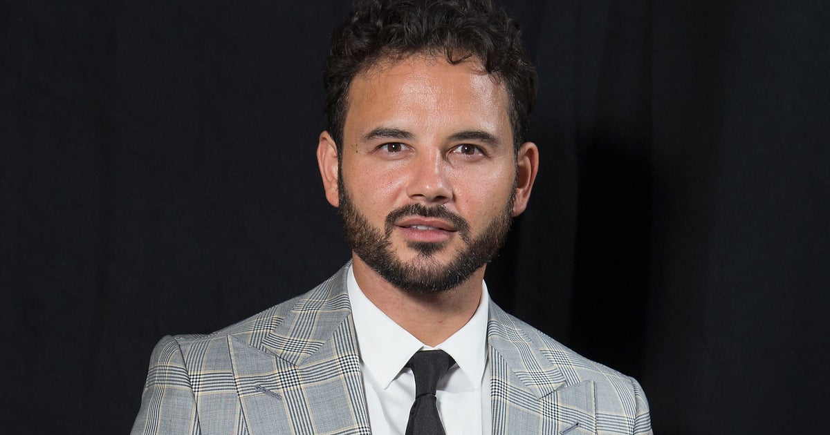 'Coronation Street' Actor Ryan Thomas 'Lands Impressive 'Neighbours ...