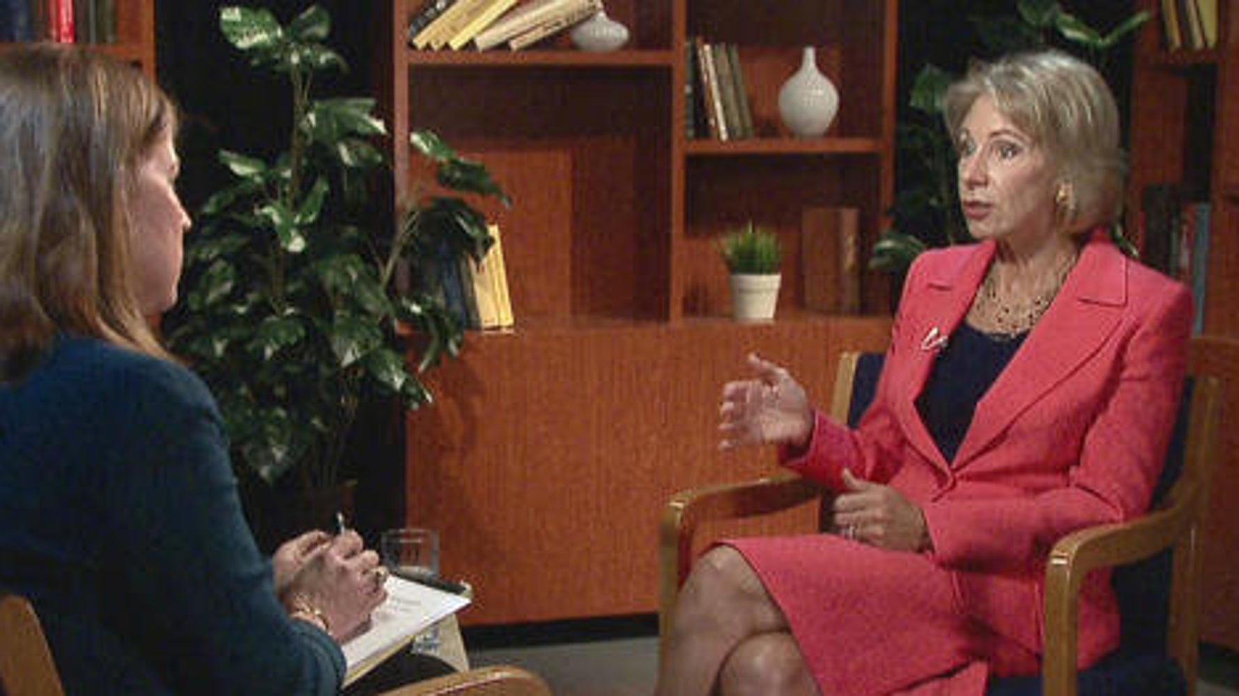 DeVos Confirms She Will Roll Back Obama-Era Title IX Guidelines | HuffPost