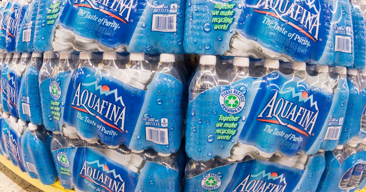 7-Eleven Offers Free Water To Floridians After Accusations of Price ...