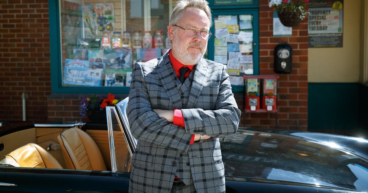 ‘Coronation Street’ Spoilers: Vic Reeves Reveal Cameo Was Three Years ...