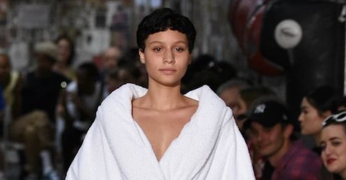 Massive Bath Robe On The Runway Takes The Pyjama Trend To New Heights ...