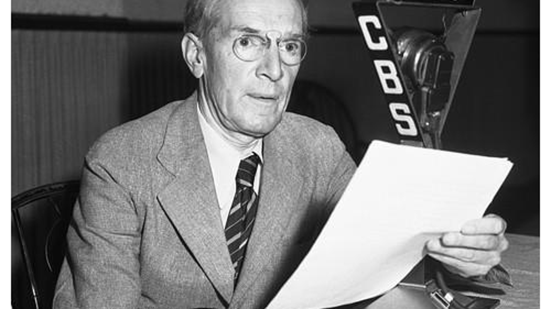 Where's The Statue Of Upton Sinclair, The Influential American Radical ...