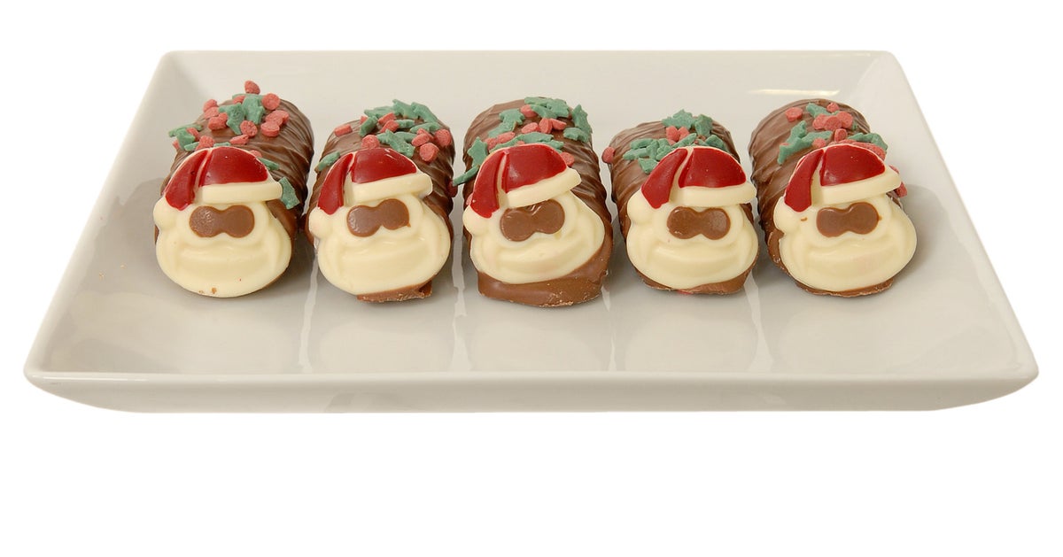 This Christmas-Themed Colin The Caterpillar Cake Will Make You Feel ...