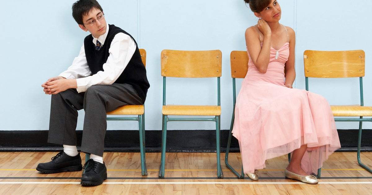 How Can Naturally Shy People Improve Their Social Skills? | HuffPost ...