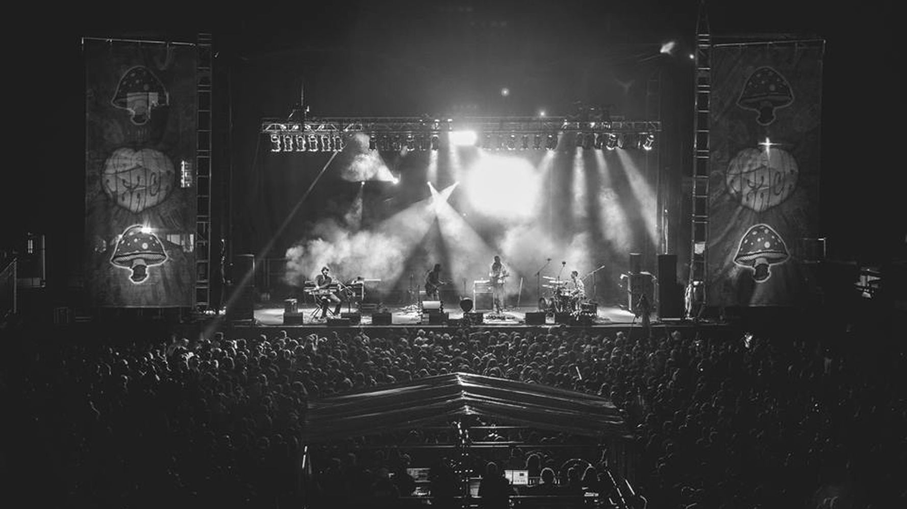 Behind The Music: Interview With Eli Winderman, Vocalist of Dopapod | HuffPost Contributor