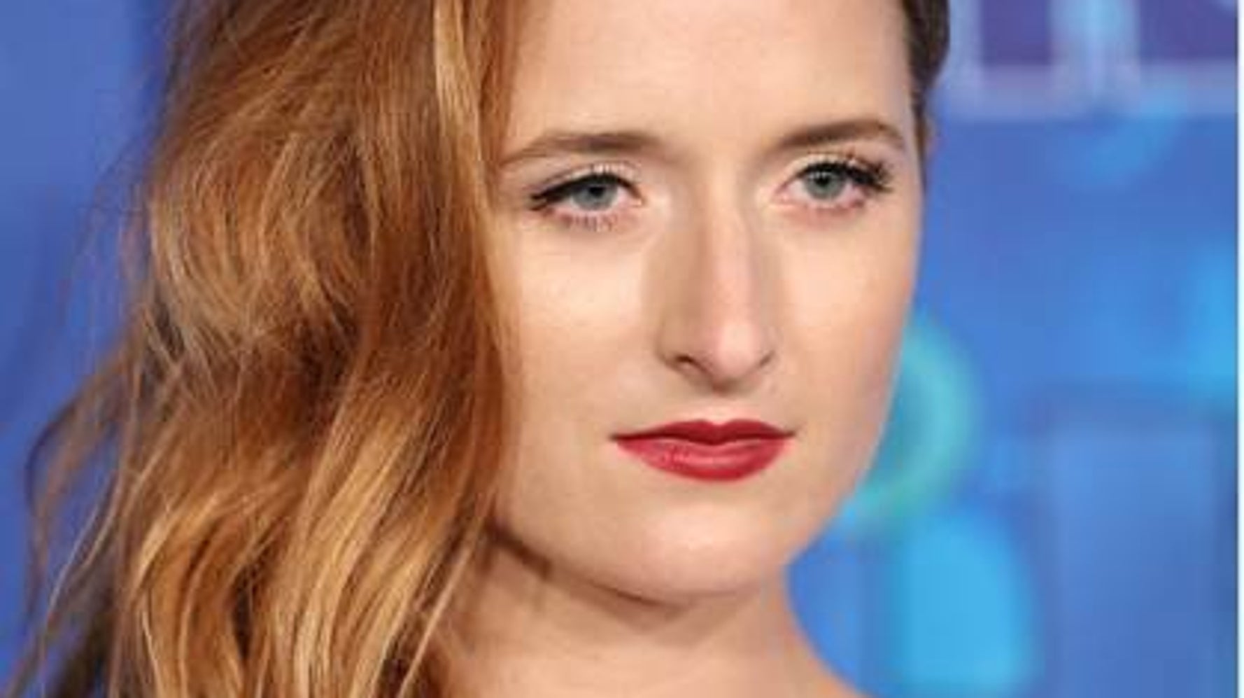 MR. ROBOT'S GRACE GUMMER TALKS SEASON 3, ACTING, AND SOCIAL ISSUES ...