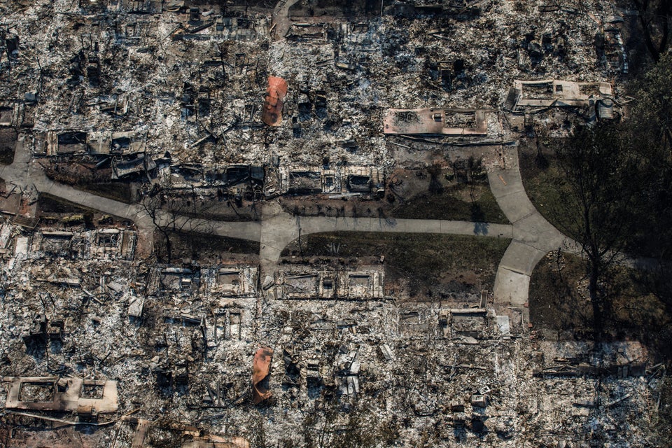 Horror Of California Wildfires Captured In Satellite And Aerial Photos ...