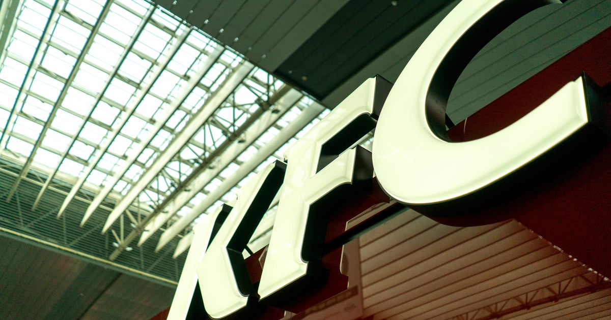 KFC Is Only Following 11 People On Twitter For A Totally Genius Reason ...