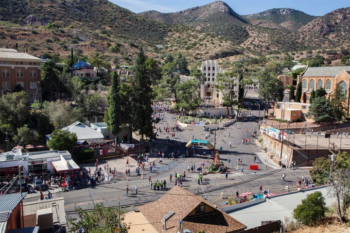 Scenes from the Bisbee 1000: The Great Stair Climb 2017 | HuffPost ...
