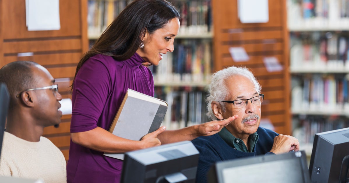 'The Angriest Librarian' Schools Columnist Over Anti-Library Tweets ...