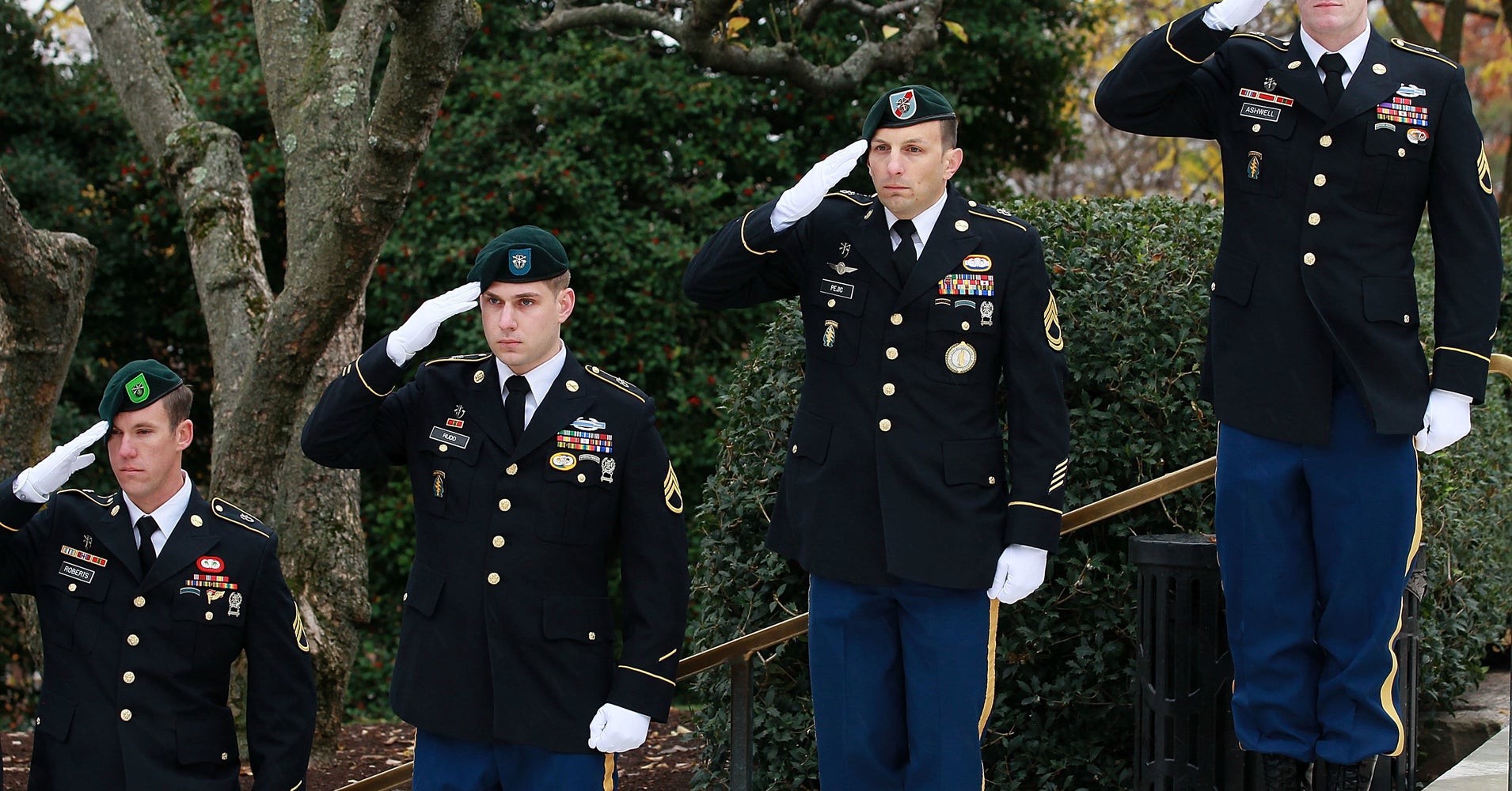 Green Beret Vs Navy Seal