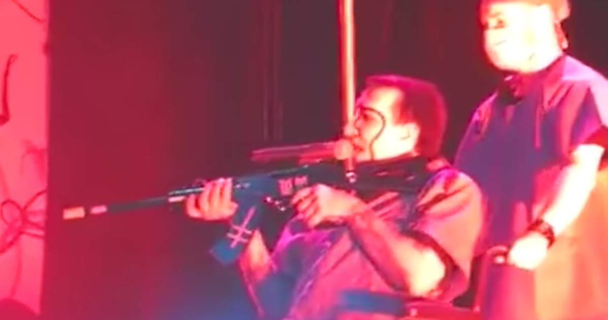 Marilyn Manson Defends Aiming Fake Assault Rifle At Concert As Anti-Gun ...
