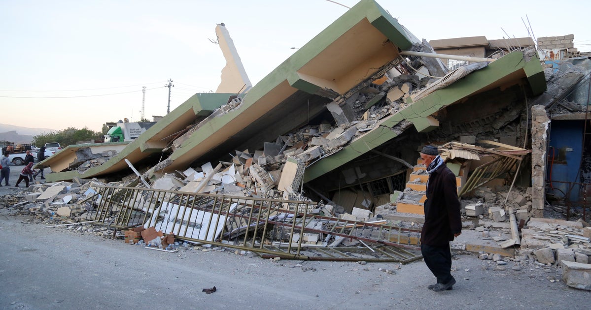 Hundreds Dead After Powerful Earthquake Hits Border Between Iran And ...