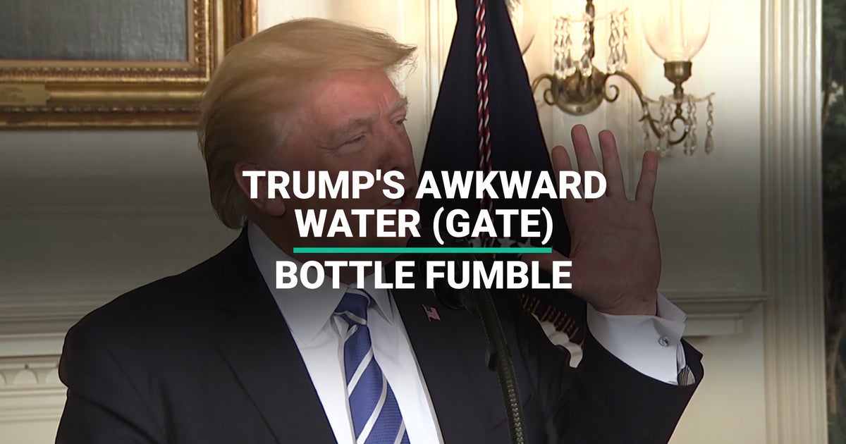 Trump’s Awkward Water (Gate) Bottle Fumble | HuffPost UK News