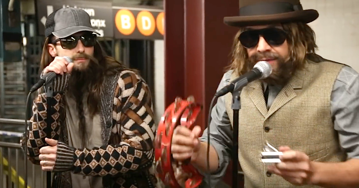 Maroon 5 And Jimmy Fallon Surprise Commuters With Undercover Busking ...