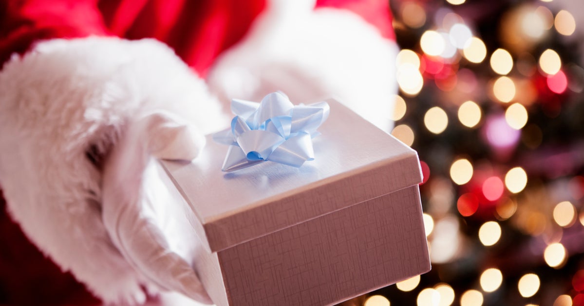 How To Explain Santa To Your Child, From Parents Who've Been There ...