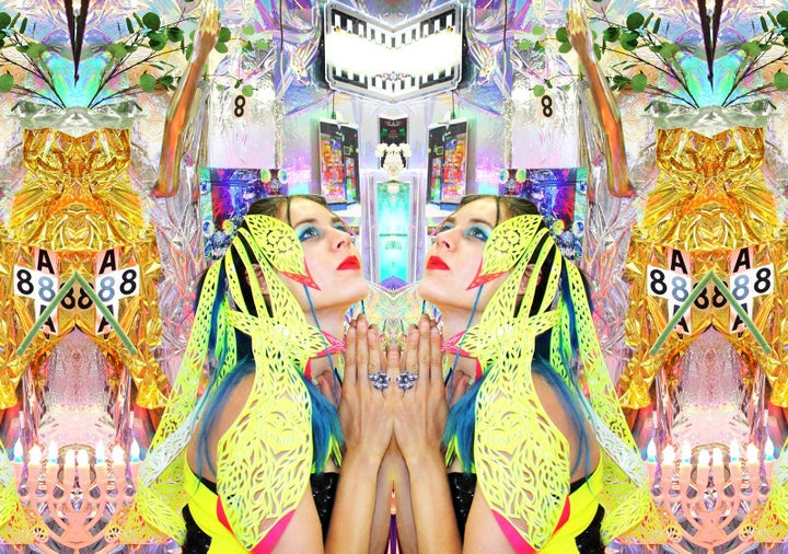 Visual Sorcery: The Seductive Creations of Julia Sinelnikova (AKA The Oracle) | HuffPost Contributor