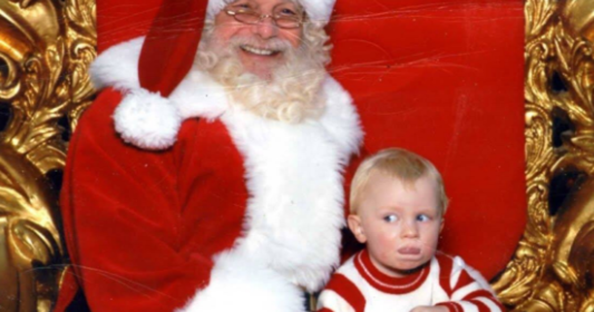Child Taken To Visit Father Christmas Photographed Signing 'Help' To ...