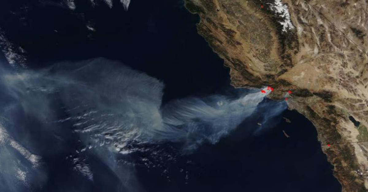 NASA Shares A Shocking Image Of The California Wildfires From Space ...