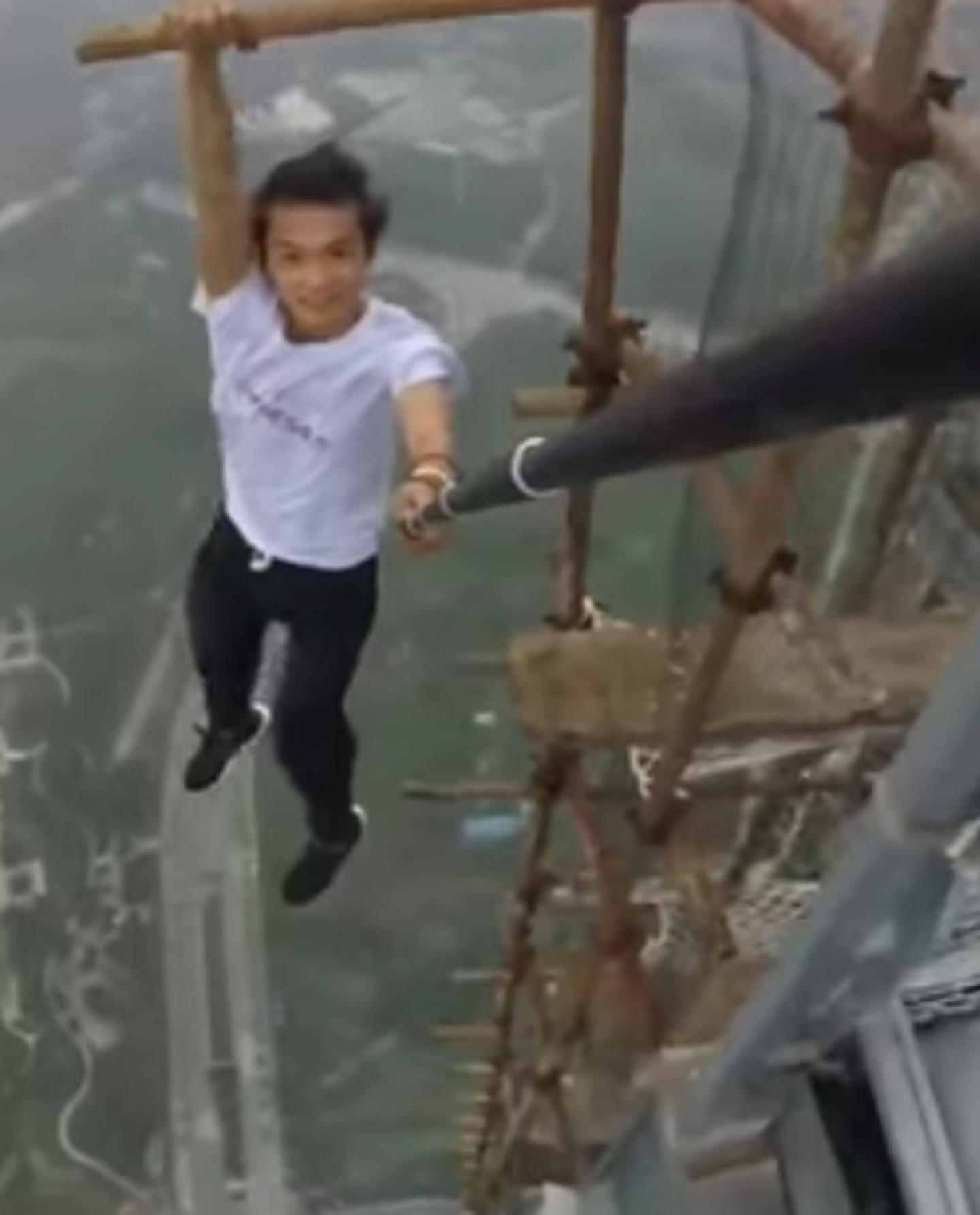 Wu Yongning Records Own Death After Rooftop Stunt Goes Tragically Wrong ...