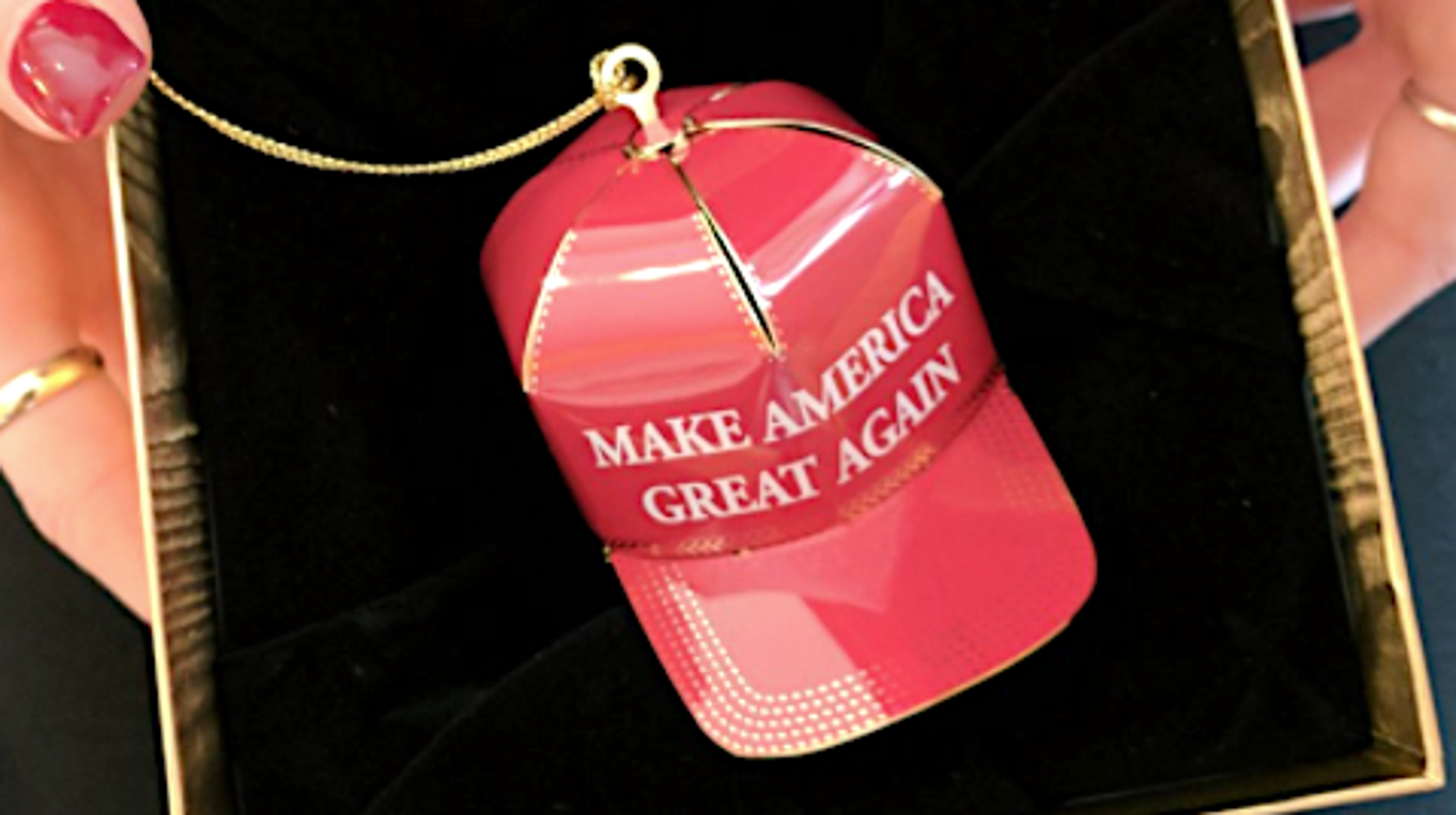 Donald Trump Sells Christmas Tree Ornament, Gets People Out Of The ...