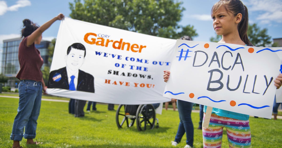 To Protect Dreamers, Congress Must Pass The Dream Act | HuffPost Voices