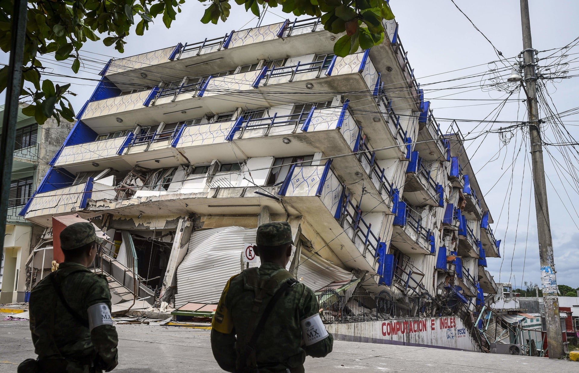 26 Photos That Show The Natural Disasters Humanity Faced In 2017 ...