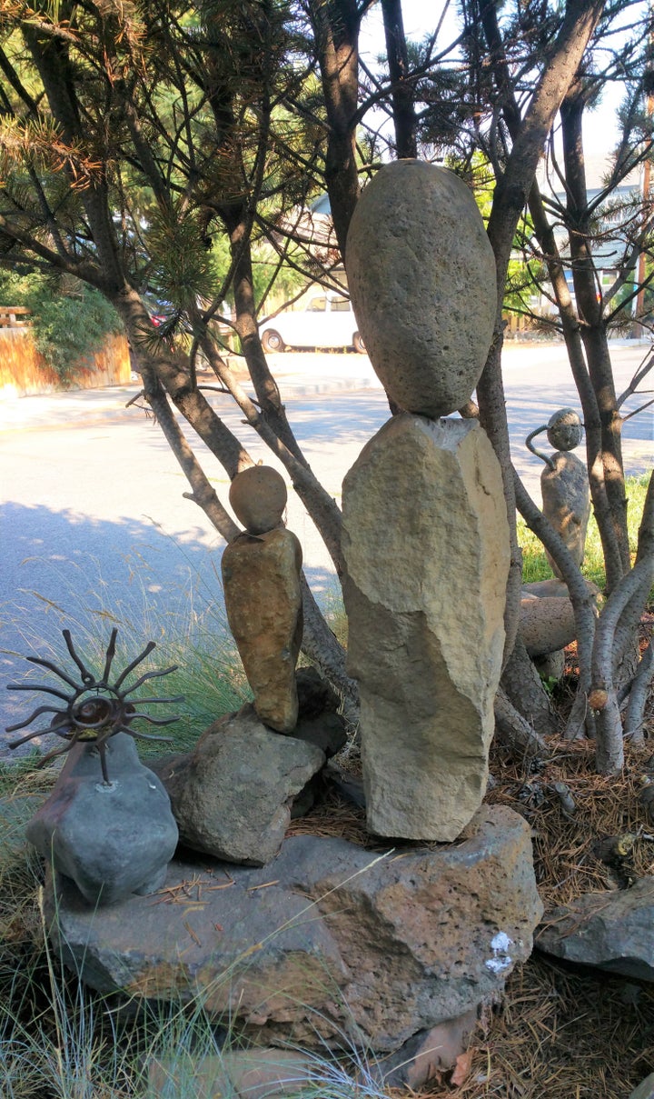 In Bend, Oregon Stone Sculptures Go Flying Out of Creator's Yard ...