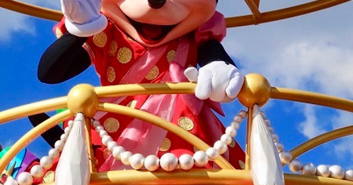 Minnie Mouse, America's Sweetheart, Gets Her Own Star on Hollywood ...