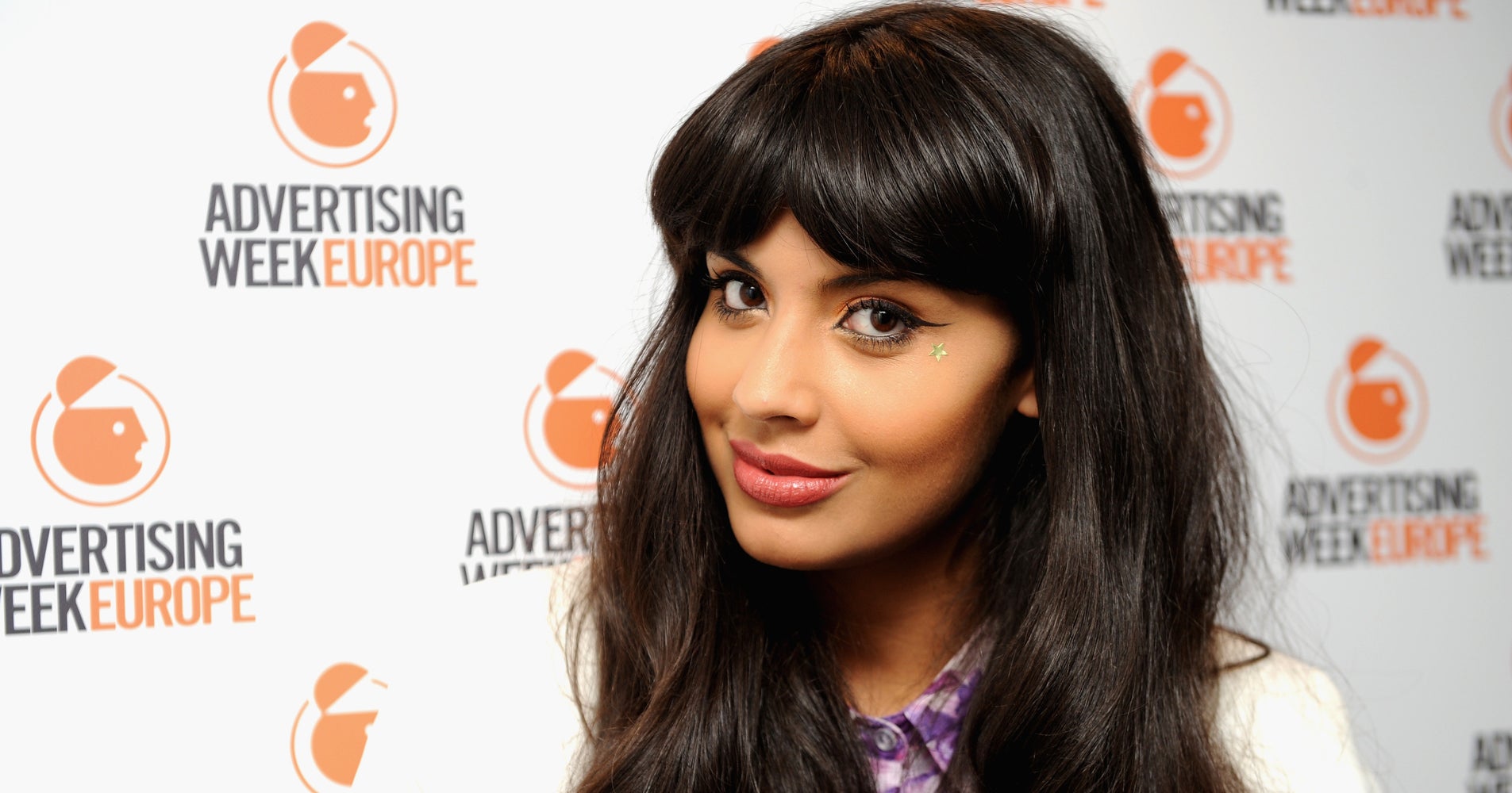 Actress Jameela Jamil Gives Men A Lesson In How Not To Be Like Aziz Ansari Huffpost
