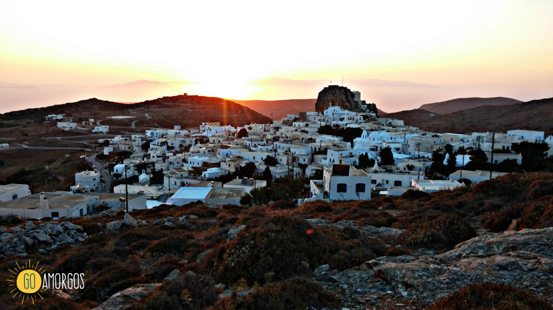 Αμοργός: Χωριά μοναδικής ομορφιάς και κυκλαδίτικου στυλ που σε ...