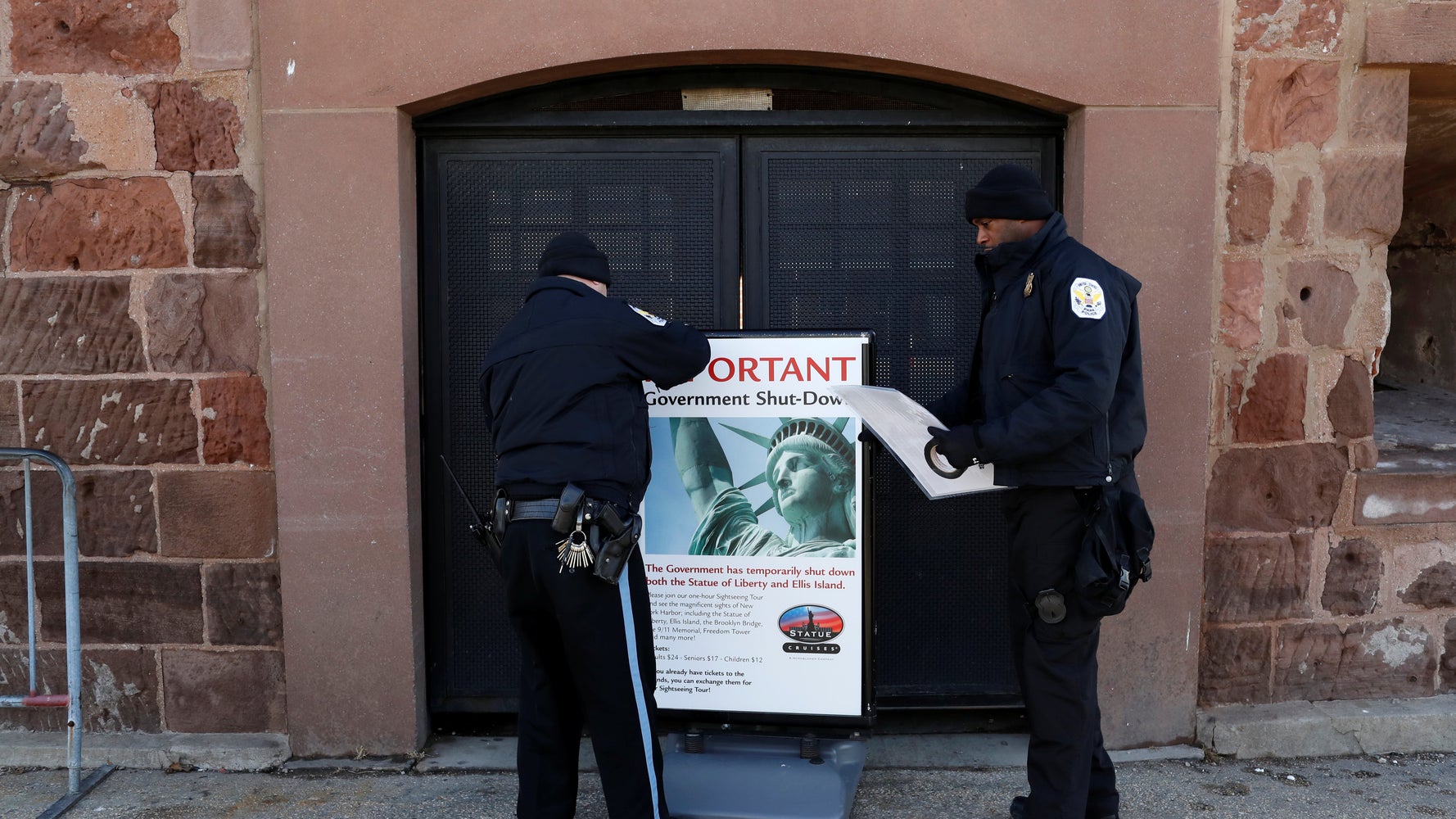 In Trump's America, The Statue Of Liberty Is Closed While Immigrants ...