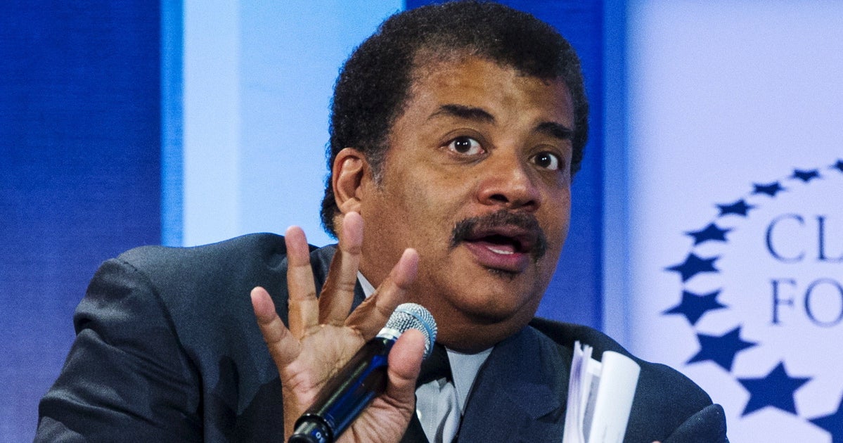 Neil deGrasse Tyson Has A Haunting Question About Bears | HuffPost ...