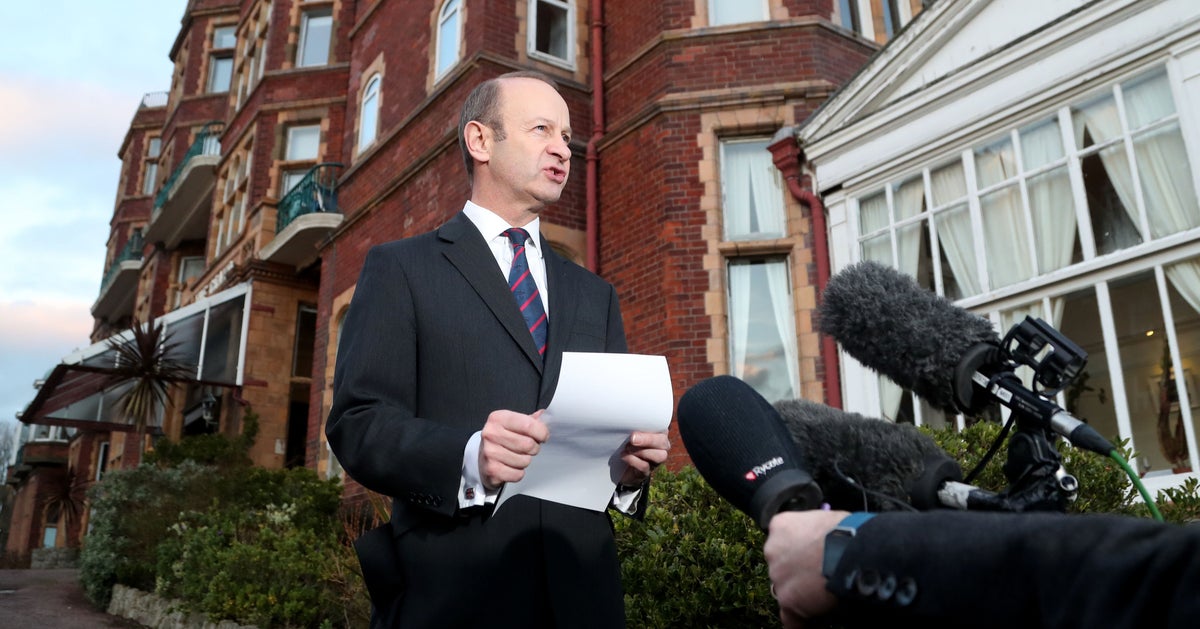 5 Farcical Moments As Henry Bolton Clings On As Ukip Leader | HuffPost ...