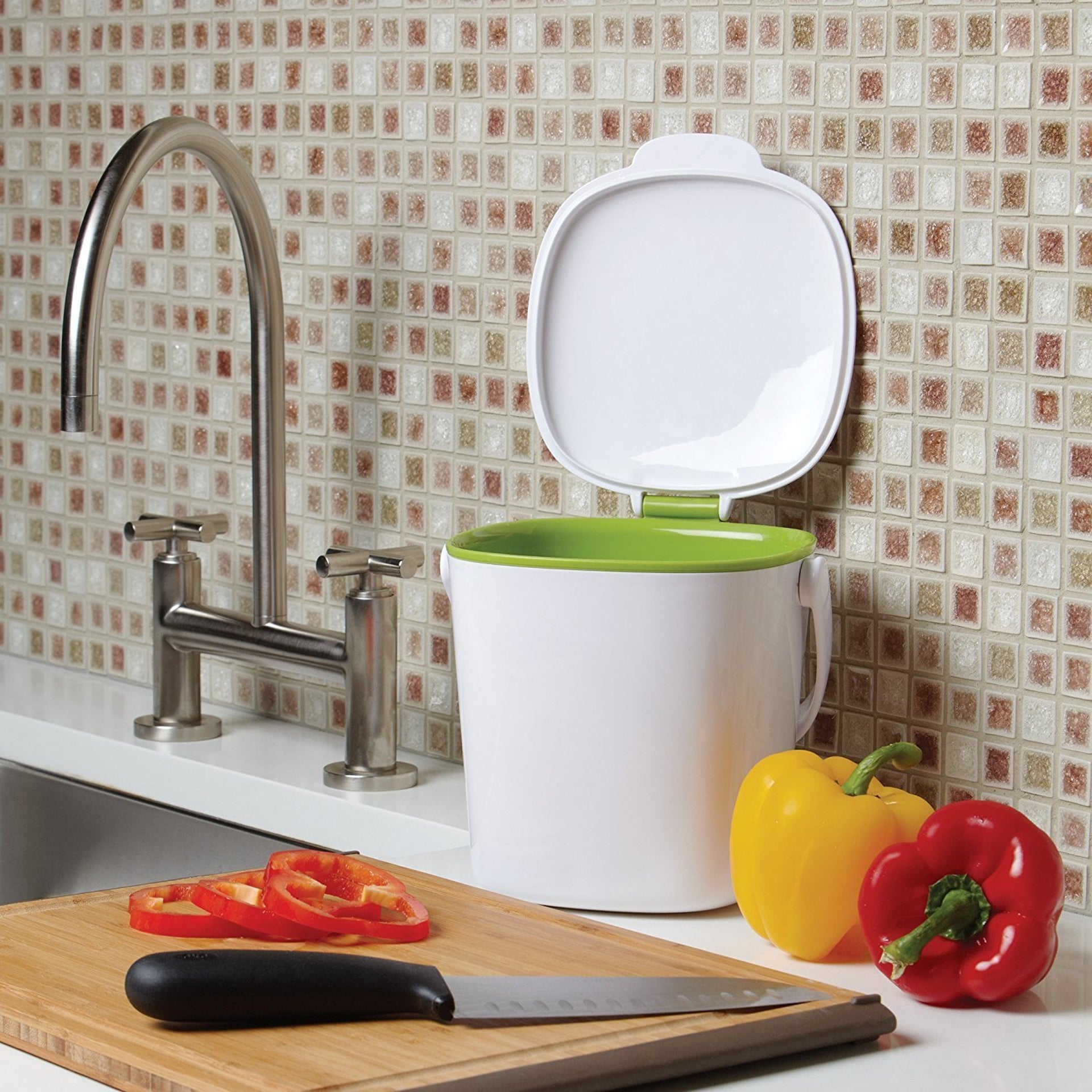 14 Stylish Compost Bins That'll Look Right At Home In Your Kitchen ...
