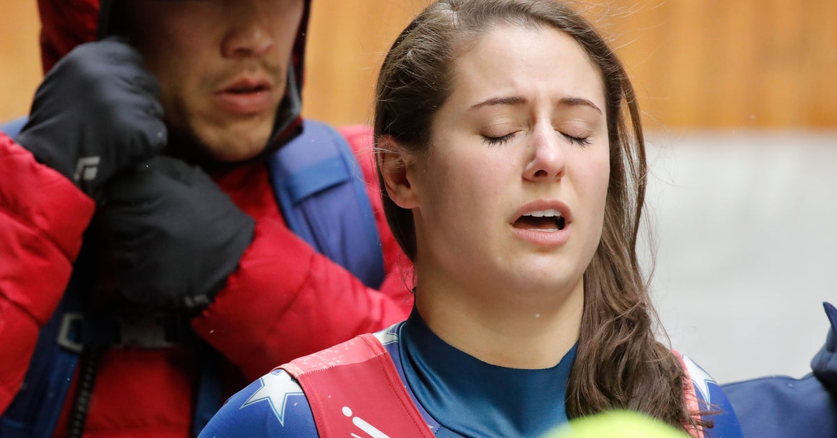 U.S. Luger Emily Sweeney Wipes Out In Dramatic Olympics Crash ...
