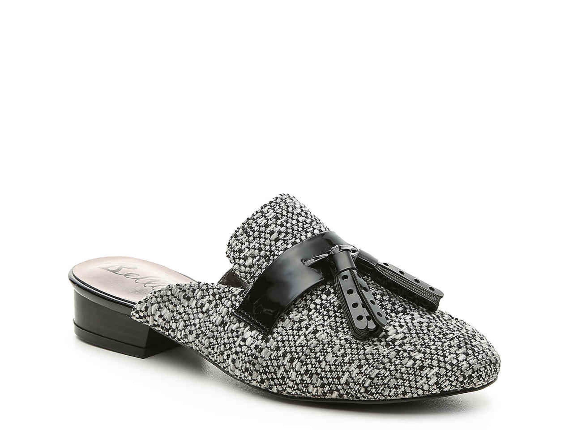 21 Comfortable Mules For Women With Wide Feet | HuffPost Life